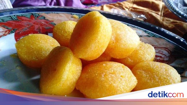 Legitnya Barongko hingga Cucuru Bayao Camilan Khas Sulsel