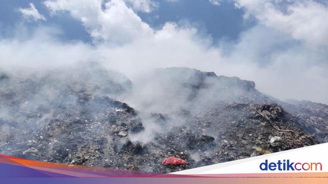 TPA Antang Makassar Kebakaran Lagi