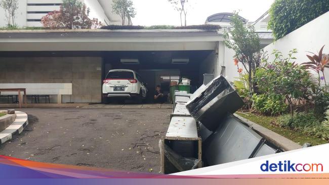 Menteri Susi dan Menag Lukman Berkemas dari Rumah Dinas di Widya Chandra