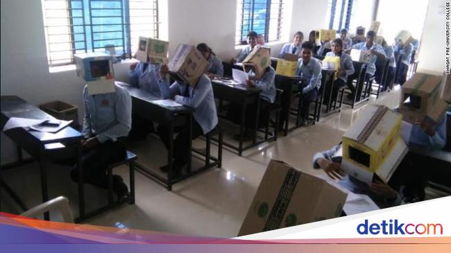 Potret Unik Siswa India Pakai Kardus di Kepala Saat Ujian