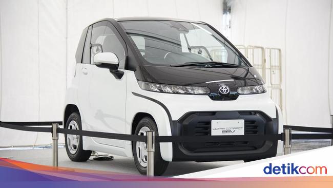 Mobil Listrik Imut Toyota, 2 Penumpang Cocok Buat Emak-emak