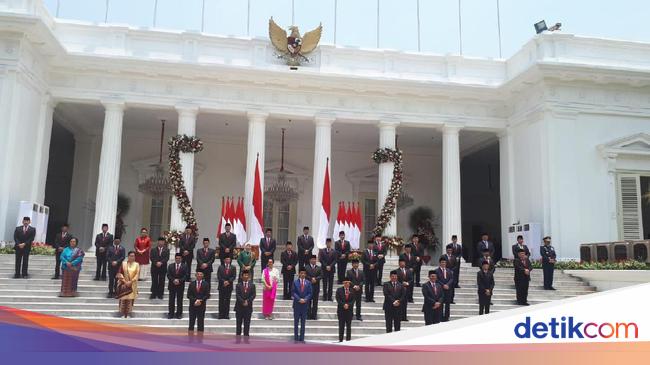 Jokowi Izinkan Menterinya Rangkap Jabatan di Struktur Partai