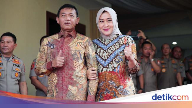 Istri: Pak Idham Azis Cukup Keras, Tak Bisa Ditembus 'Titipan'