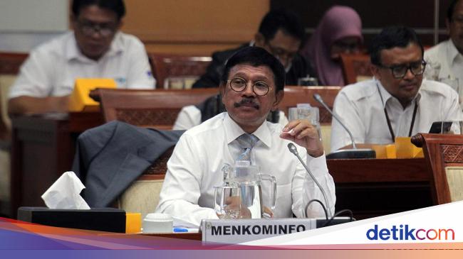 Fakta Proyek BTS yang Seret Johnny Plate: Negara Rugi Rp 8 Triliun