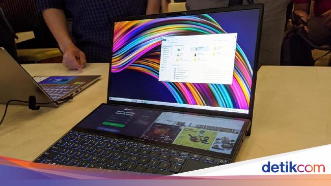 Saingi MacBook Pro, Laptop Asus Menggoda Pakai Layar Ganda