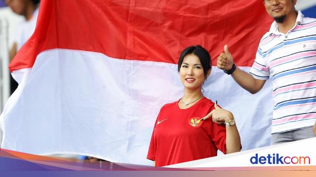 Maria Ozawa Tak Kapok ke Indonesia Meski Sering Dicekal