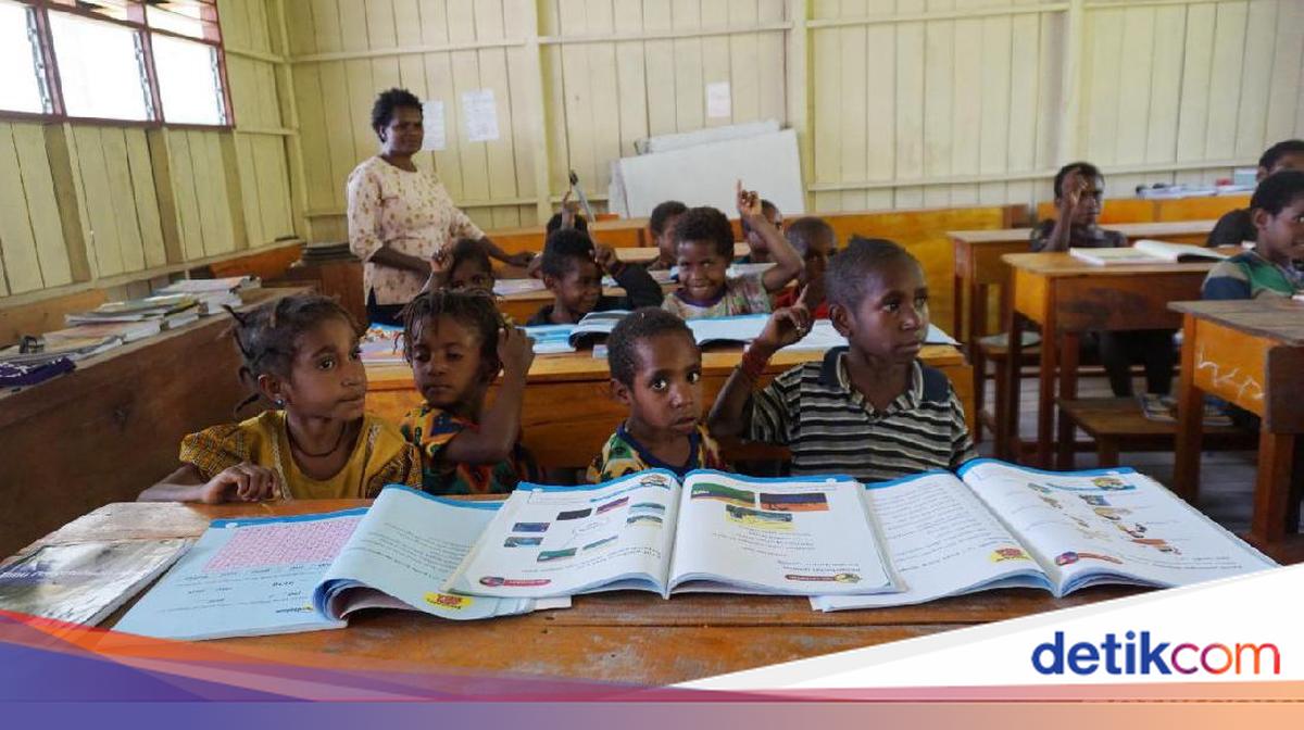 10 Provinsi dengan Jumlah Guru SD Paling Sedikit di Indonesia, Ada ...
