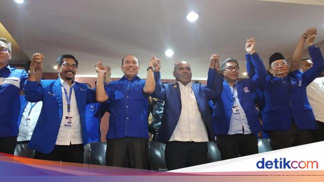 30 DPW PAN Deklarasi Dukung Zulkifli Hasan 30 DPW PAN Deklarasi Dukung Zulkifli Hasan