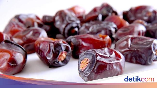 5 Manfaat Air Rendaman Kurma untuk Anak hingga Ibu Hamil