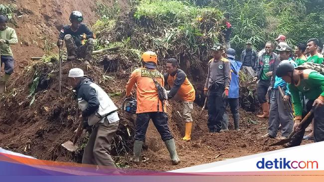 Tebing Longsor di Banjarnegara, Akses ke Dieng Dialihkan