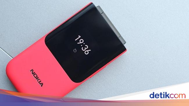 Penampakan Ponsel Lipat Nokia 2720 Berkelir Merah