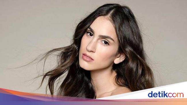 Foto: Cantiknya Huda, Model Israel yang Pertamakali Berbikini di ...