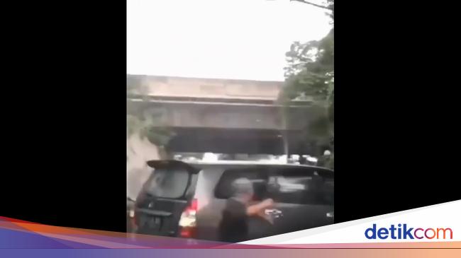 Viral Pengemudi Innova Dikejar Diteriaki Maling Di Kemang Polisi Cek Tkp