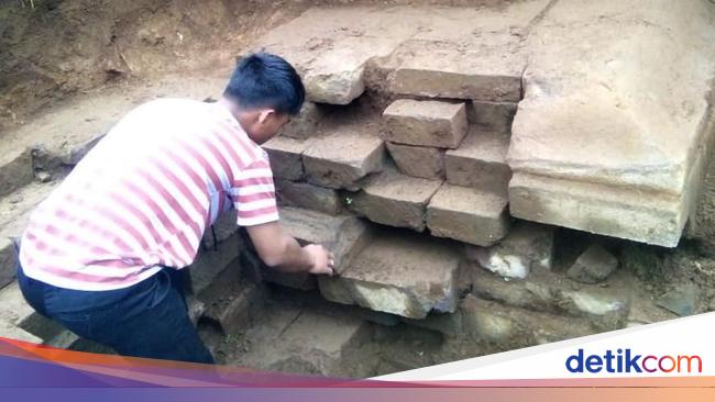 Gali Tanah untuk Septic Tank, Warga Temukan Bangunan Candi di Dieng Gali Tanah untuk Septic Tank, Warga Temukan Bangunan Candi di Dieng