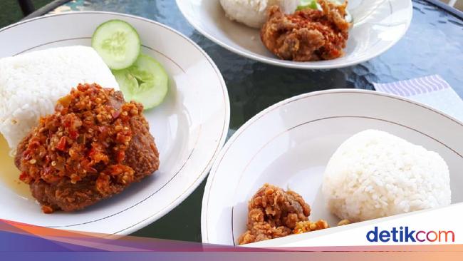 Ayam Geprek Asix, Bensu, dan Ria Ricis, Mana Paling Mantap?