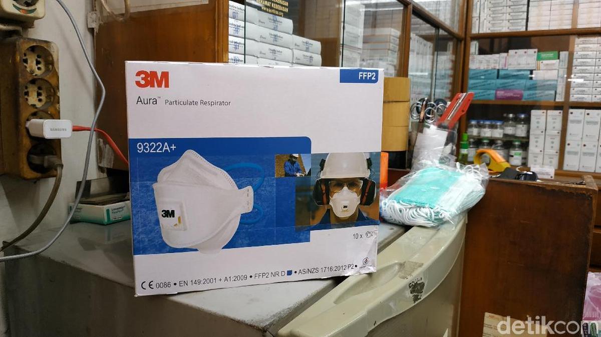 Stok Mulai Langka, Masker Bisa Habis Terjual Dalam Sehari