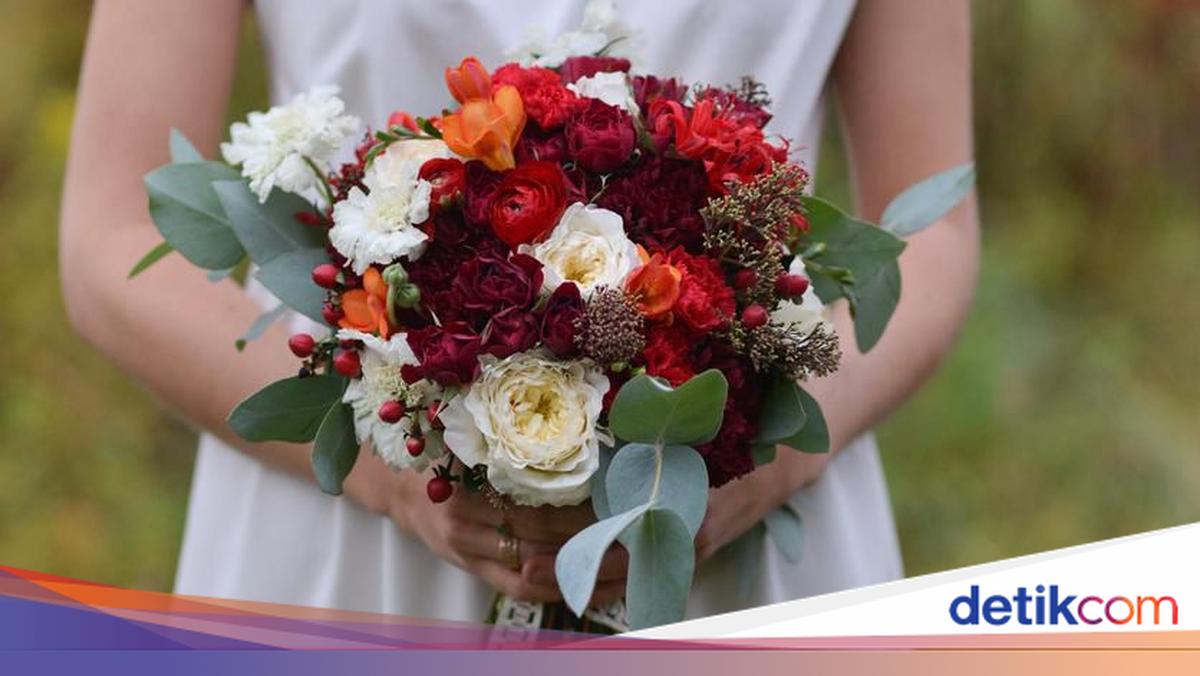 10 Jenis Bunga Populer untuk Dekorasi Pernikahan dan Maknanya