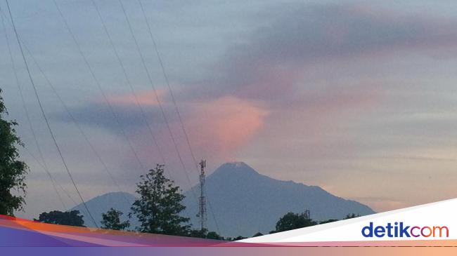 Doa Diselamatkan dari Bencana seperti Gunung Merapi Erupsi