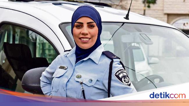 Wanita Ini Jadi Letnan Polisi Berhijab Pertama di Israel