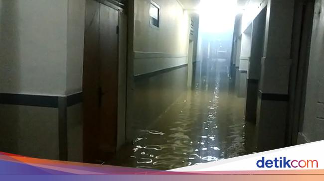 Pertama dalam Sejarah, Ruang Radiologi RSCM Kebanjiran