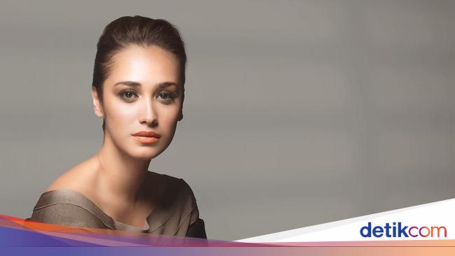 Alexandra Gottardo Pilih Diam Saat Isu Tak Sedap Menyerang Alexandra Gottardo Pilih Diam Saat Isu Tak Sedap Menyerang