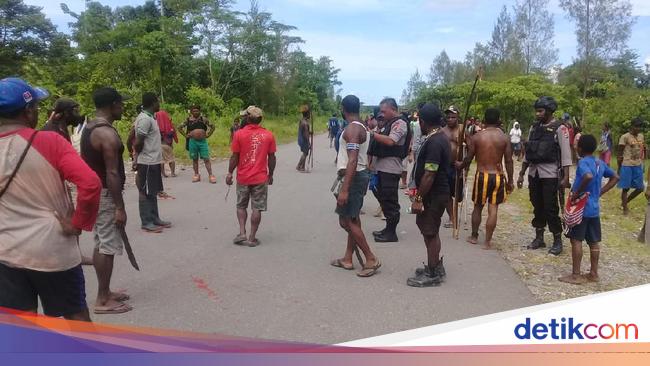 2 Kelompok Warga Bentrok Di Trans Nabire Diduga Dipicu Sengketa Lahan