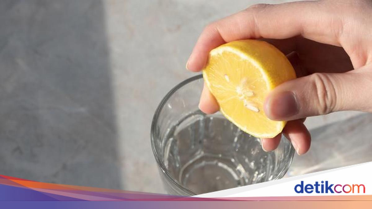 Perut Begah Habis Makan Banyak? 5 Minuman Sehat Ini Bikin Perut 'Plong'