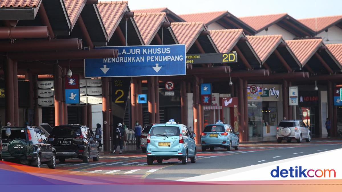 Kenapa Harga Makanan di Bandara Selalu Mahal?
