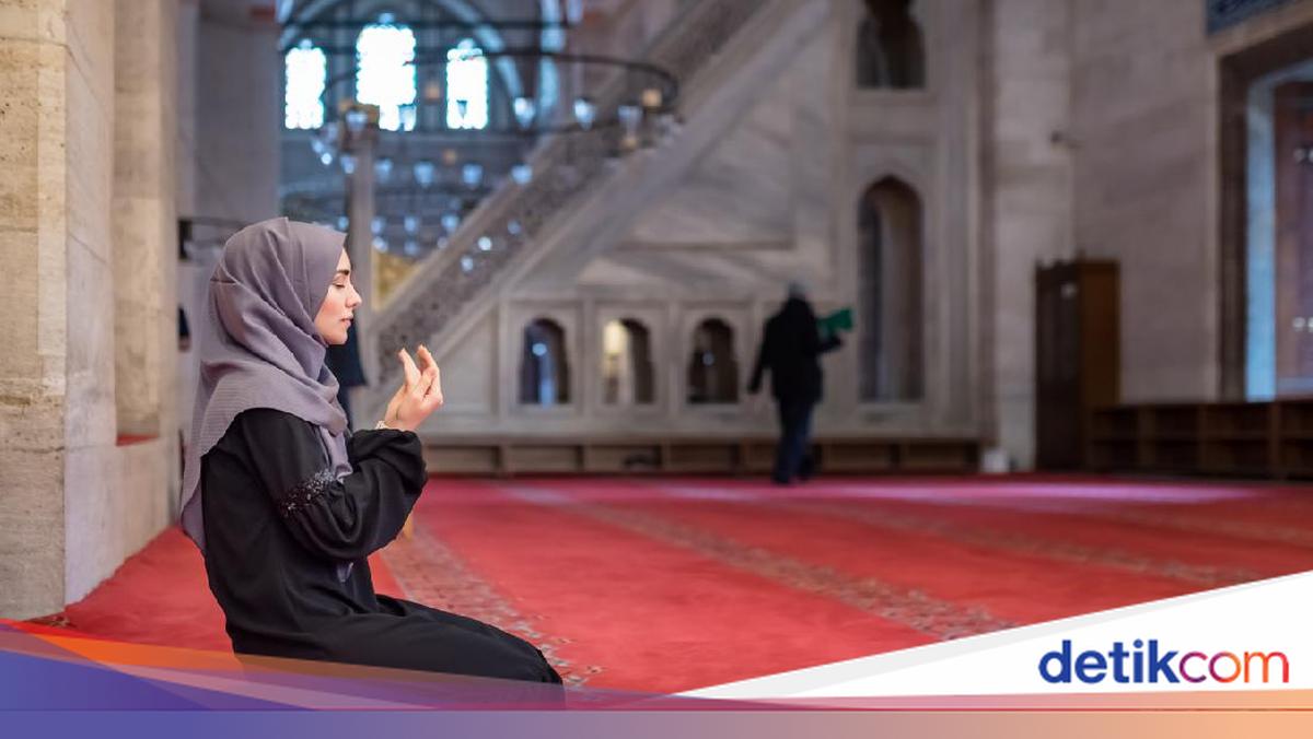 Dzikir Lailahaillallah al Malikul Haqqul Mubin dan Keutamaannya