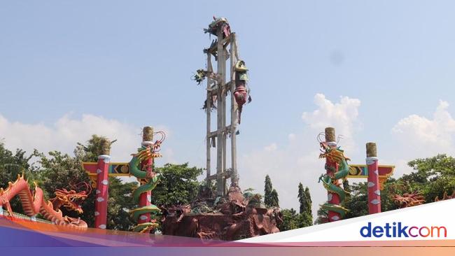 Potret Patung Dewa Setinggi 30 Meter yang Runtuh di Tuban Potret Patung Dewa Setinggi 30 Meter yang Runtuh di Tuban