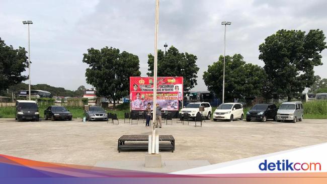 Ini 7 Mobil Parkir Bertahun-tahun di Bandara Soetta dan Rincian Tarifnya