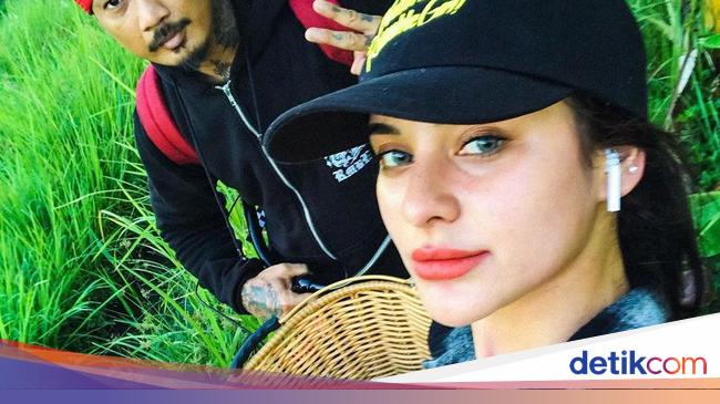 Jerinx Ditahan, Ini Kata Nora Alexandra