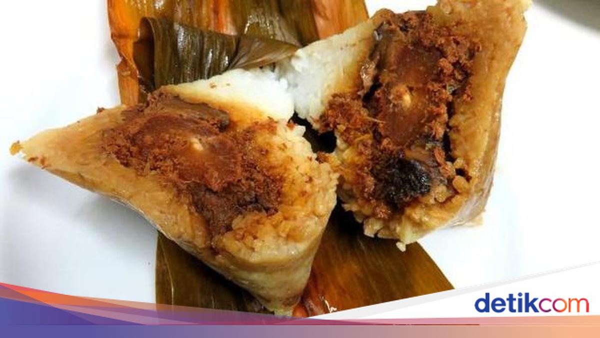 5 Tempat Beli Bakcang Halal Isi Ayam dan Telur Asin yang Mantul