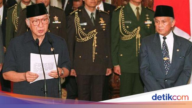 Sejarah Orde Baru: Kekuasaan Terlama Indonesia, Jatuh Karena Tuntutan ...