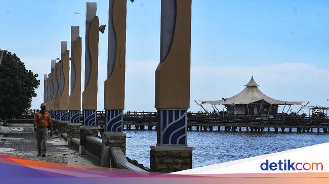 Viral Air Laut di Beachpool Ancol Sempat Pasang, Kini Kembali Normal