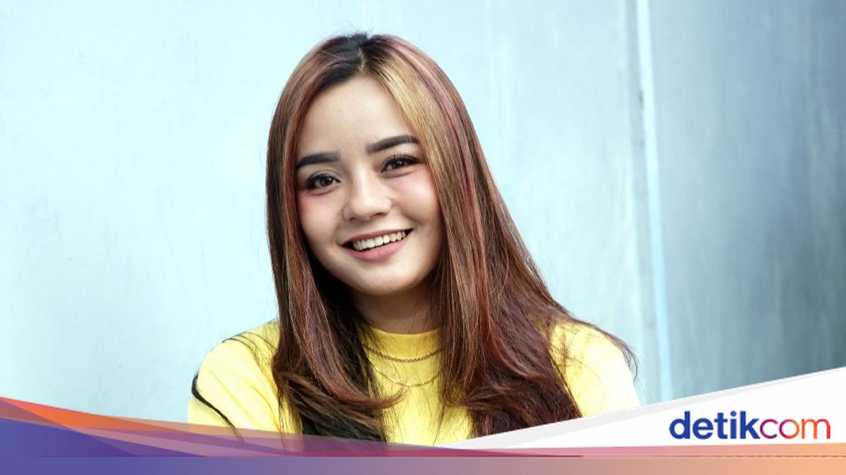 Gita Sinaga dan Surya Insomnia Pernah Jalani Pacaran Beda Agama