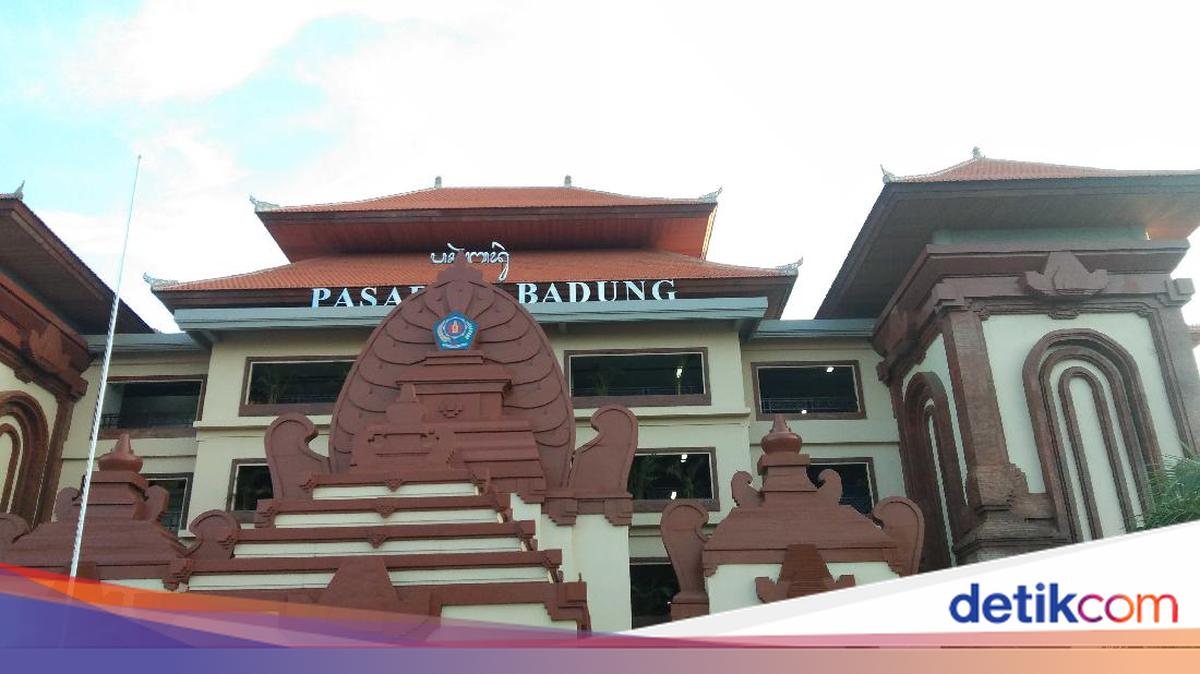 Puluhan Orang di Pasar Badung Di-rapid Test Usai Pasutri Pedagang ...