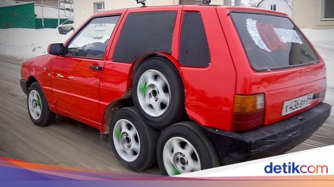 Terinspirasi dari Bandung, Fiat di Rusia Ini Dimodifikasi Pakai 8 Roda