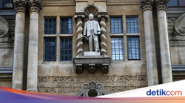 Dianggap Penjajah, Patung Cecil Rhodes di Oxford Akhirnya Diturunkan