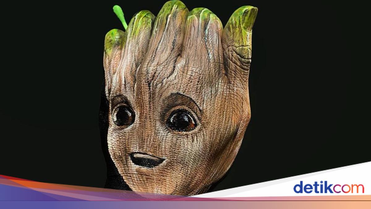 Keren! Lukisan Monster di Tangan Bikin Terpukau