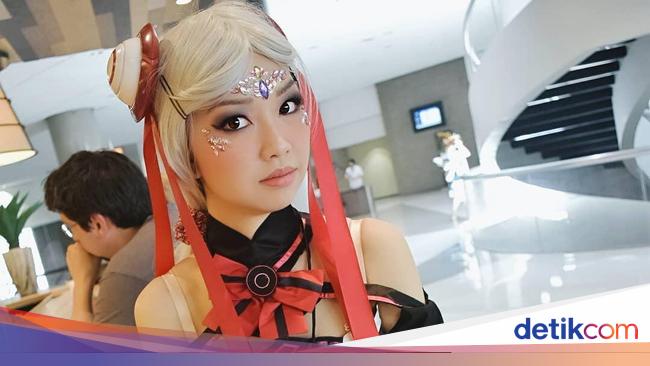 Penampilan Wanita yang Jadi Cosplayer Seksi Raup Rp 72 Juta Sebulan