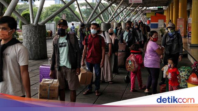 Pemprov DKI Ancam Sanksi Pidana Pelanggar PSBB Transisi Pemprov DKI Ancam Sanksi Pidana Pelanggar PSBB Transisi