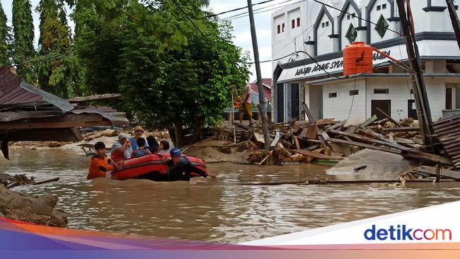 Banjir Bandang Masamba, Gubernur: Kantor DPRD-Bupati Jadi Tempat ... Banjir Bandang Masamba, Gubernur: Kantor DPRD-Bupati Jadi Tempat ...