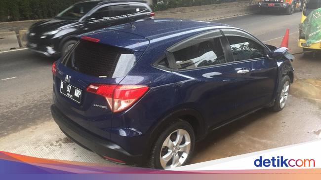 Penampakan Mobil Maut yang Tewaskan 2 Orang di Jaktim
