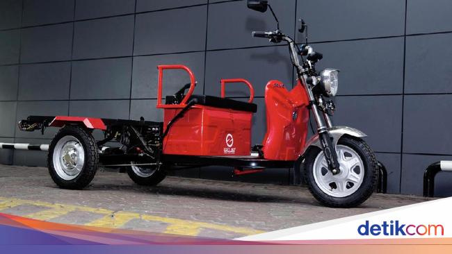 Modifikator Ditantang Rombak Tampilan Motor Listrik Roda Tiga