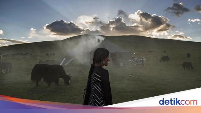 Melihat Kehidupan Tibet yang Sering Disebut Atap Dunia