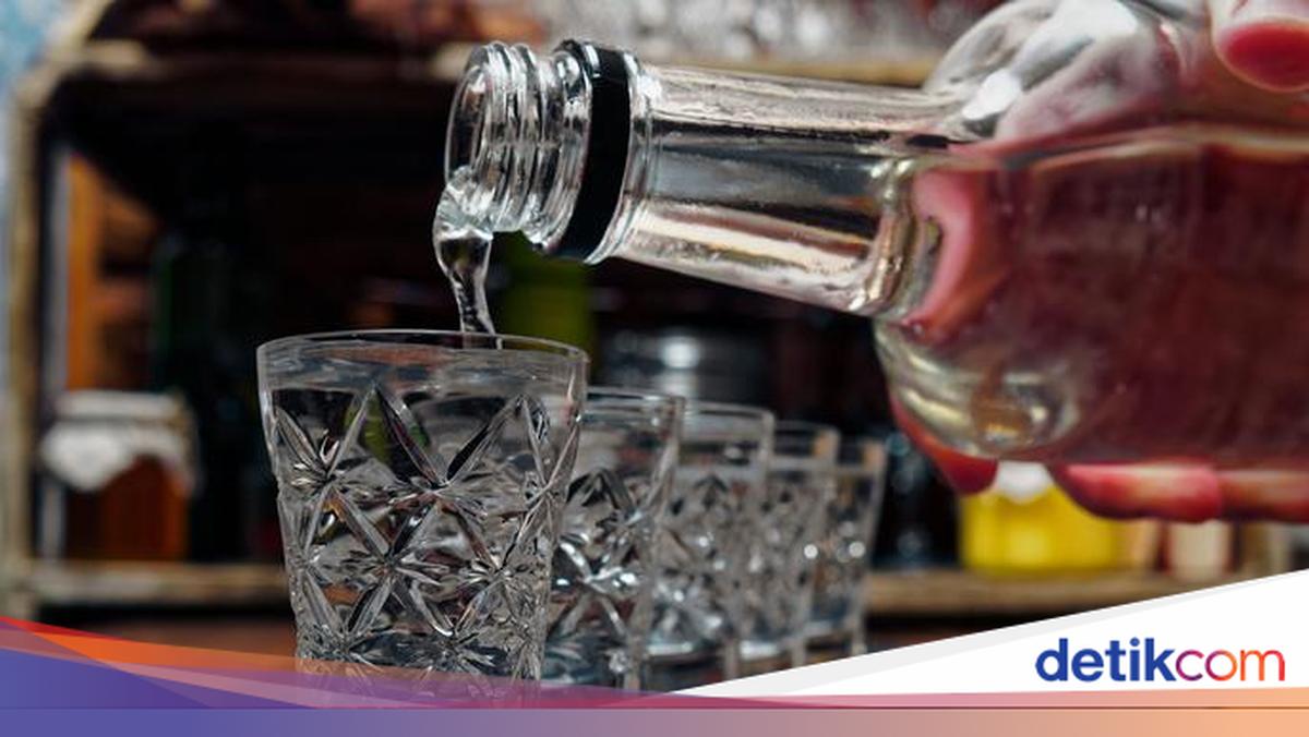 Mengenal Arak, Minuman Beralkohol Tradisional Khas Bali