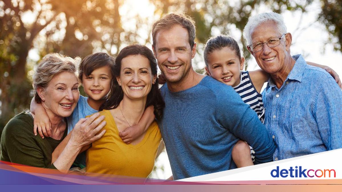 Pusing Jadi Sandwich Generation, Bisa Financial Freedom Enggak Ya?