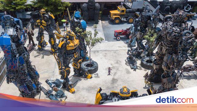 Deretan Robot Raksasa Ini Ada di Thailand Lho