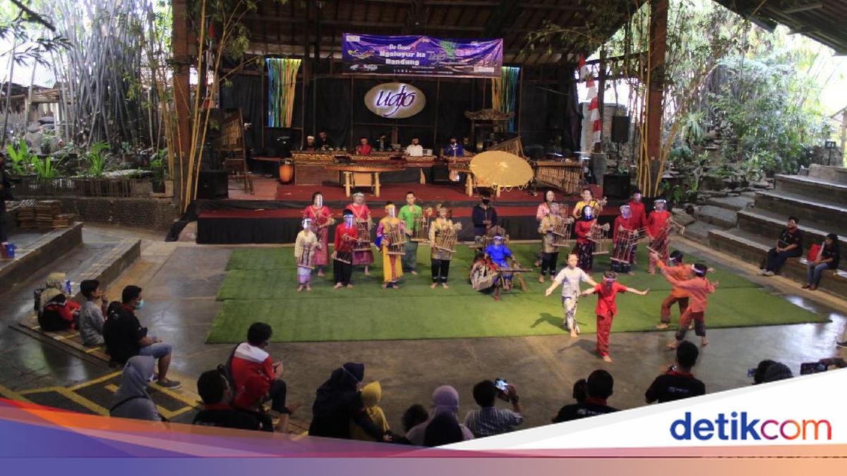 Saung Angklung Udjo Terancam Tutup?